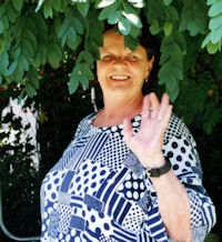 JANET ELIZABETH BINNS (NEE FYFE) – David W Bull Family Funerals