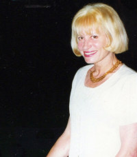 SUSAN “SUE” MARY HUMPHRYS – David W Bull, Funeral Director