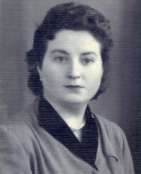 MARIA MOTTA – David W Bull, Funeral Director