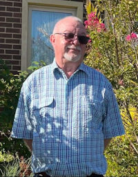 SIMON PHILIP BROMILEY – David W Bull, Funeral Director